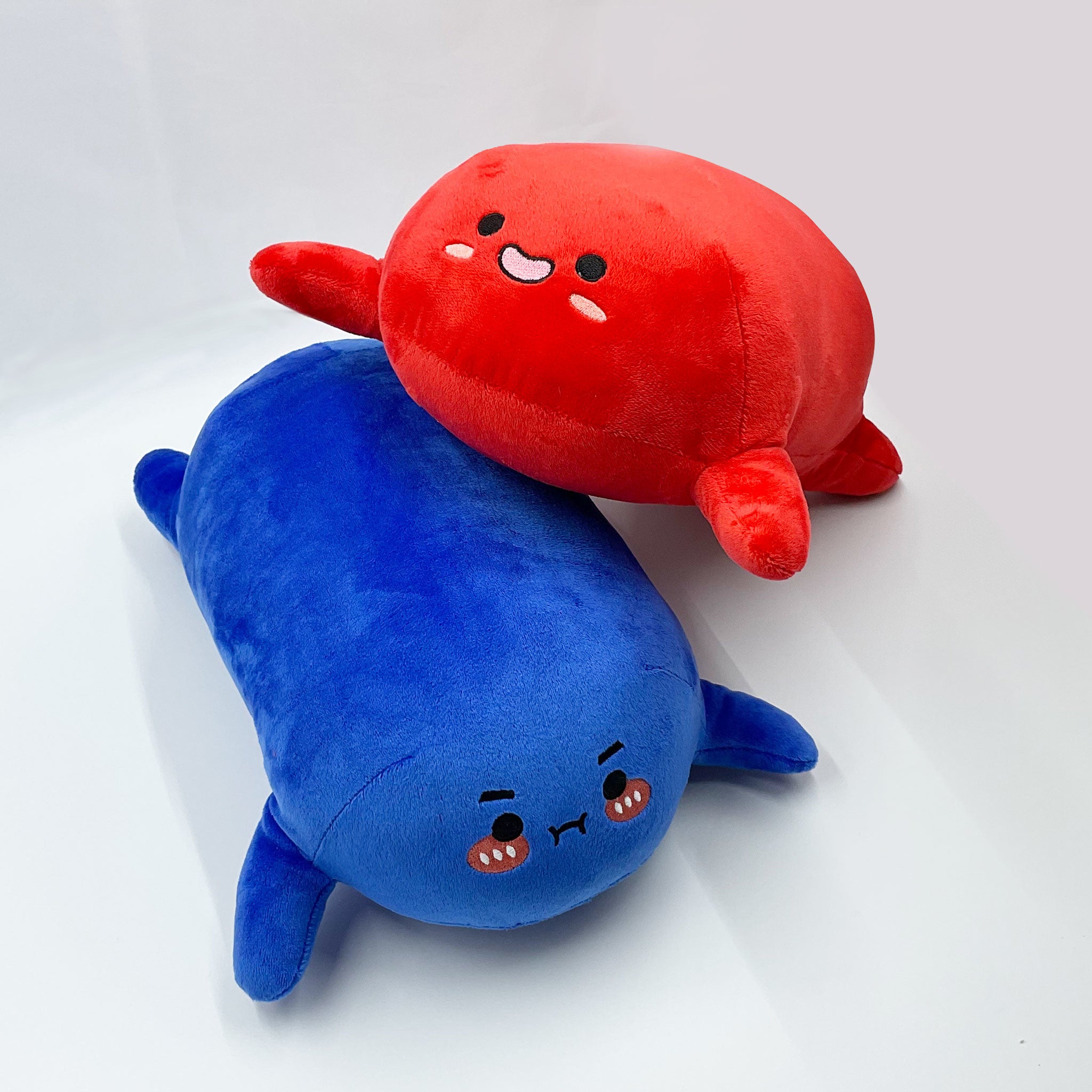 Bean Plushie (Red/Blue) – Wakuma